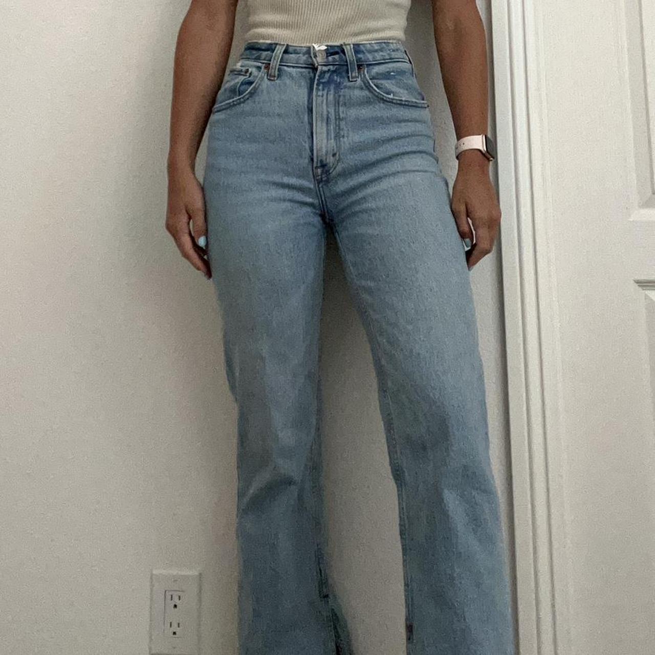 Abercrombie curve love the 90s high rise relaxed jean - Depop