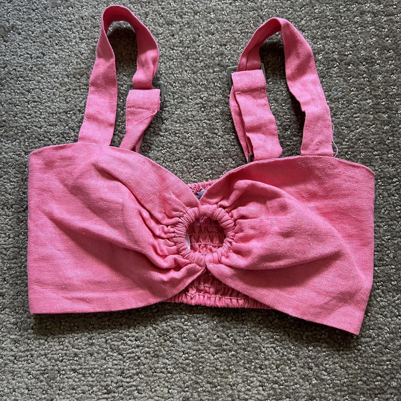 Pink key-hole tank Very cropped Ghanda Size xs - Depop
