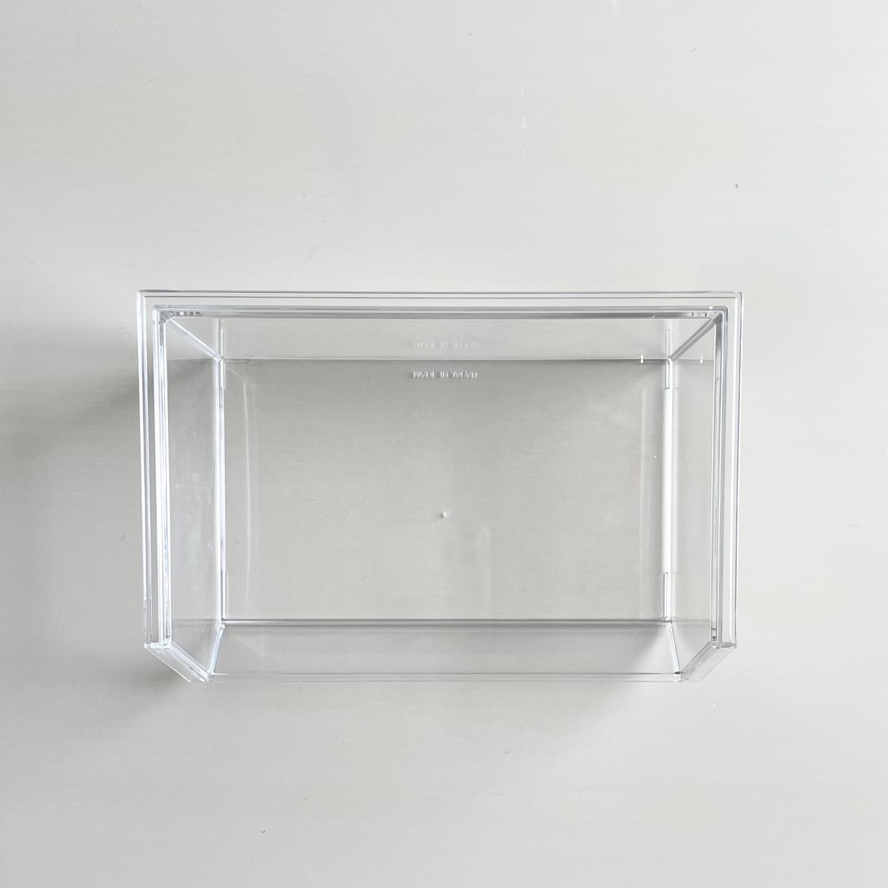 daiso clear container for storage! super cute desk... - Depop