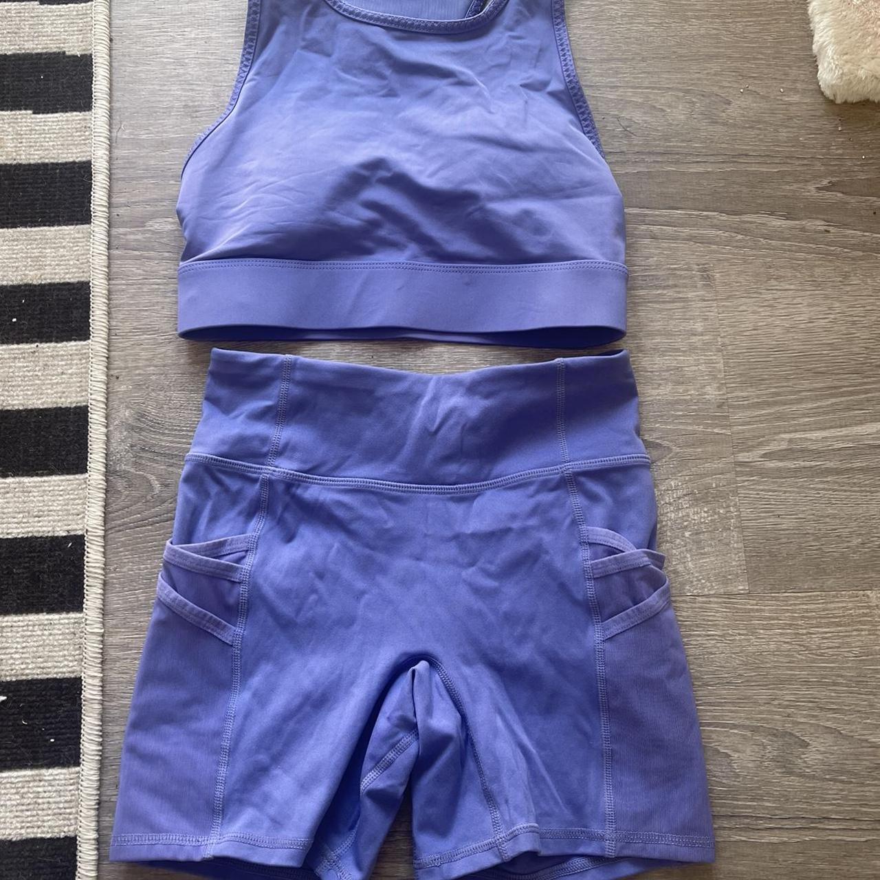 Fabletics Women's Crop-top | Depop