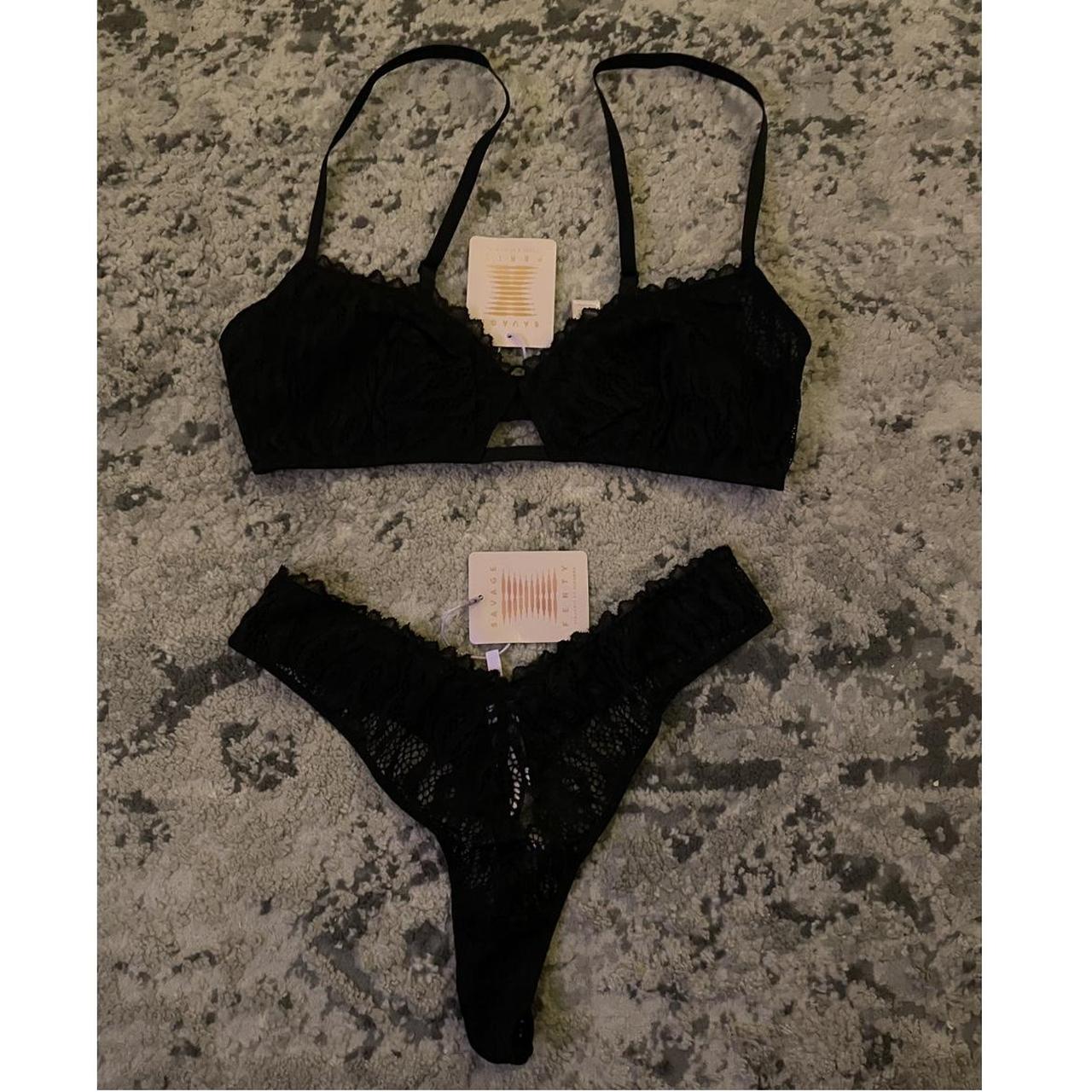 Savage x Fenty Women's Black Bra | Depop