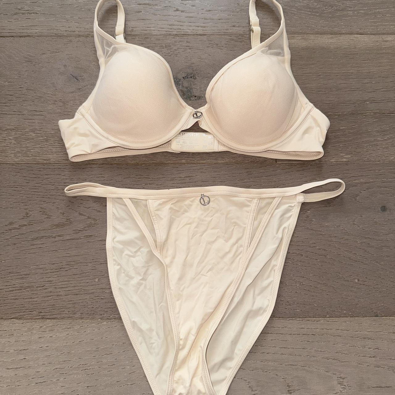 Two piece intimates/lingerie set from lounge... - Depop