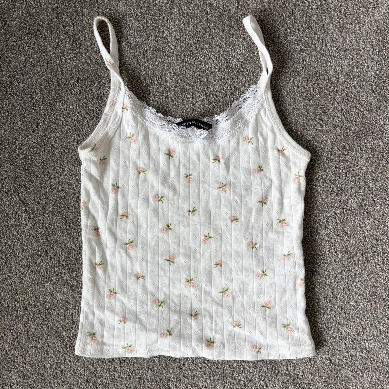 Brandy floral tank Sizs XS/S No flaws Ship... | Depop