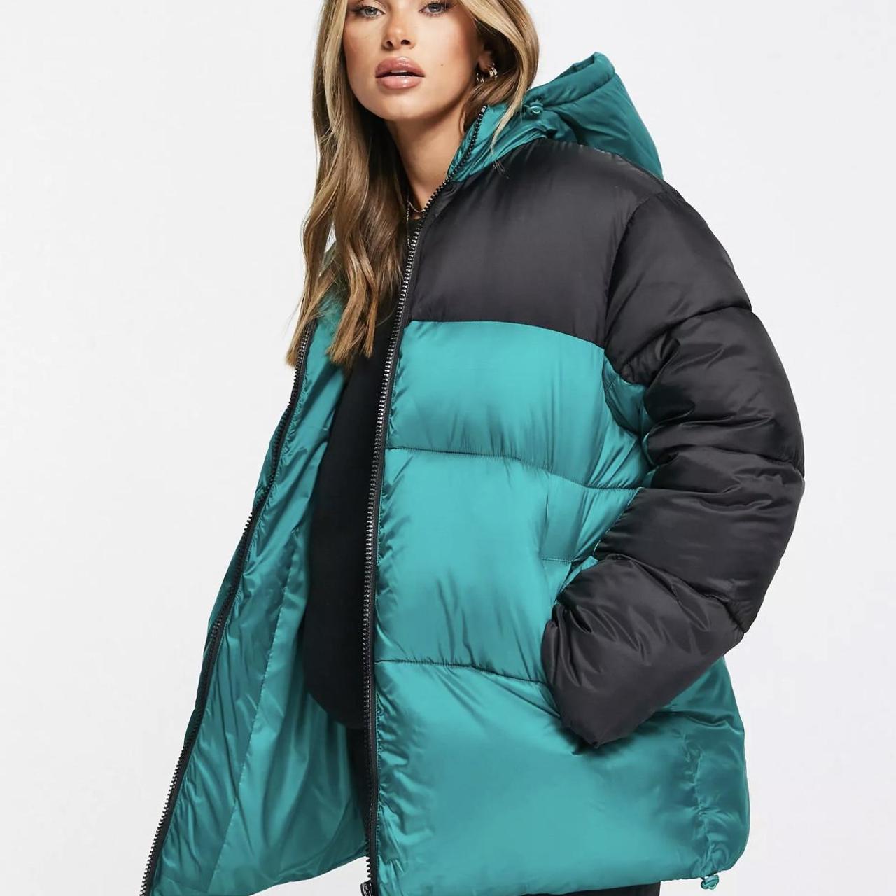 ASOS Green & Black puffer Size 16/XL Selling for... - Depop