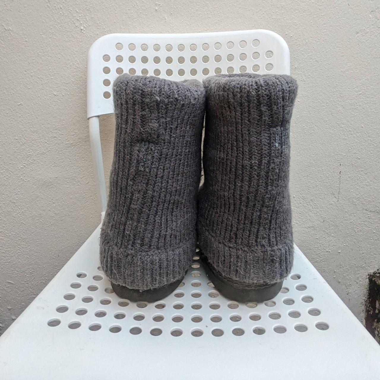 cutest 00's O'Neill snow boots with grey rib knit... - Depop