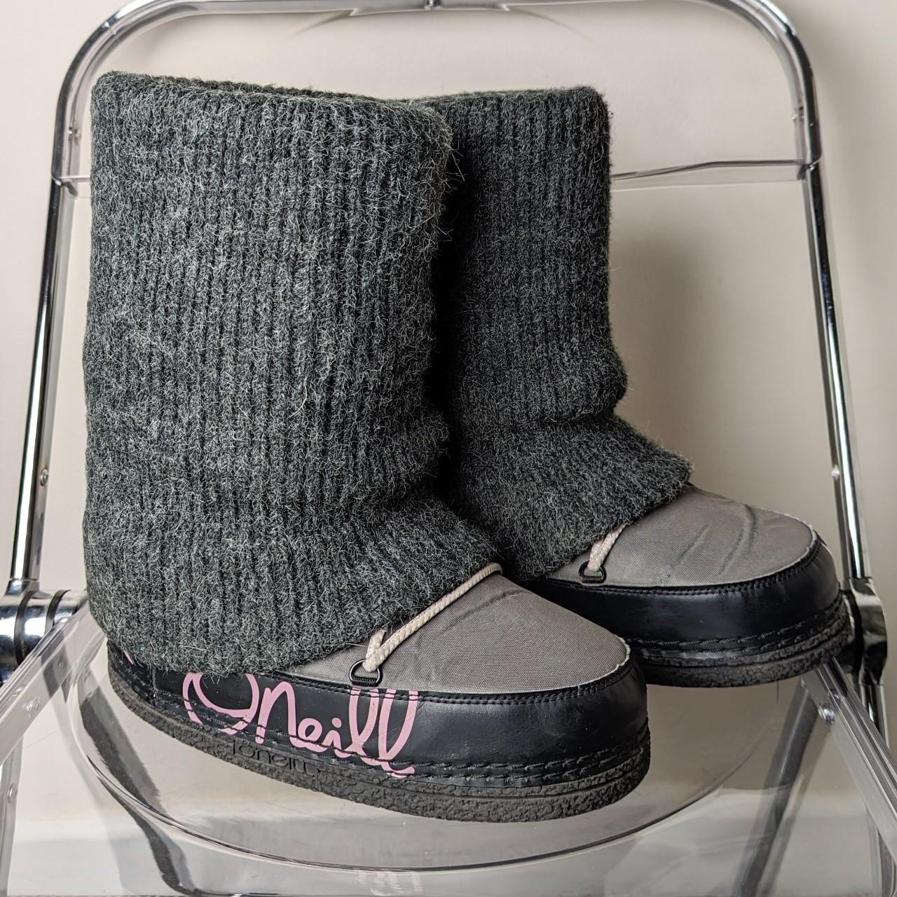 cutest 00's O'Neill snow boots with grey rib knit... - Depop