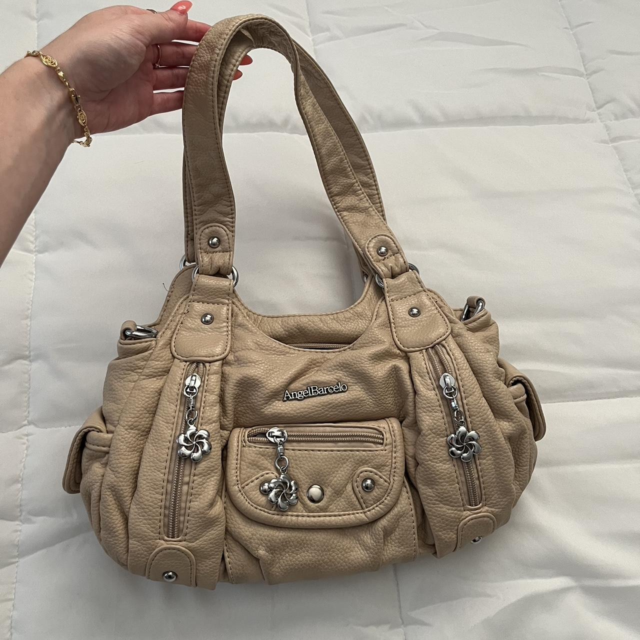 large y2k shoulder bag!! super cute, it’s a tan... - Depop