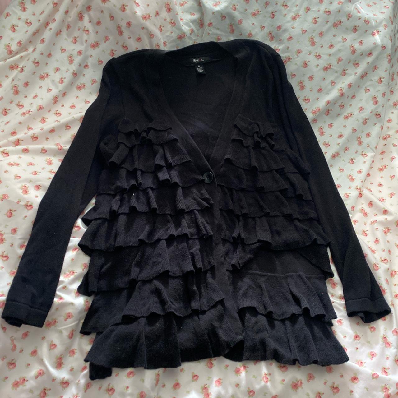Hot Topic Women's Jumper | Depop