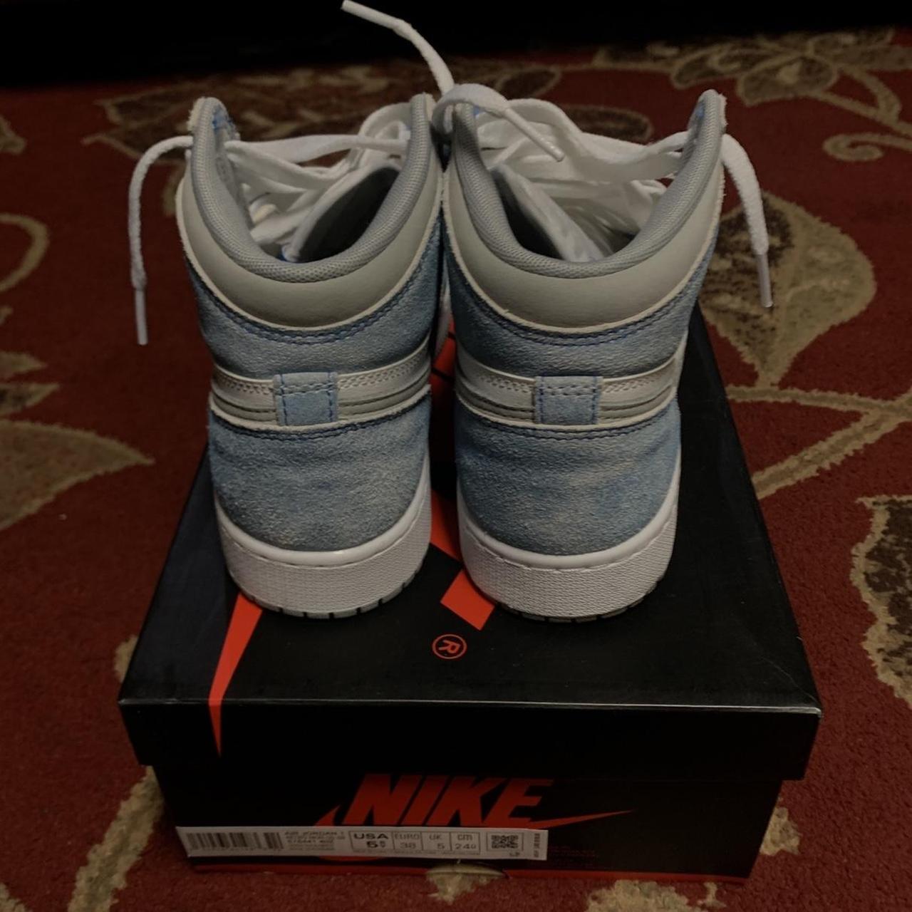 Air Jordan 1 High Hyper Royal 1s GS size... - Depop