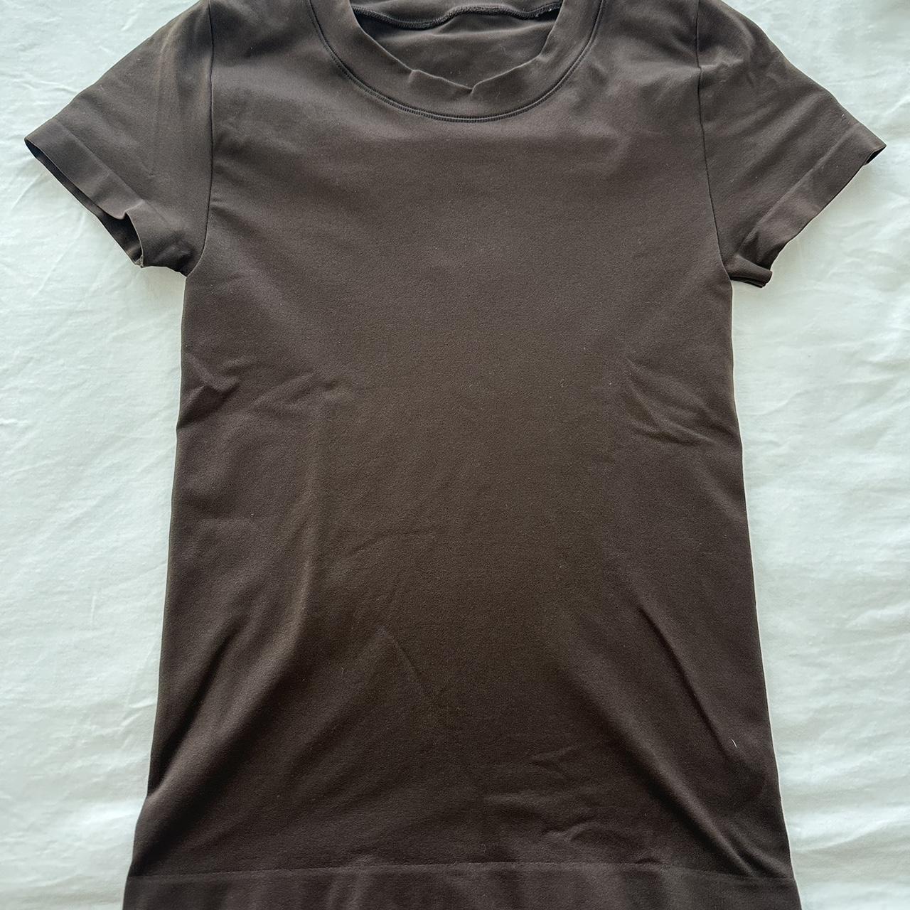 Aritzia Slinch Smooth Willow top - makes you so... - Depop