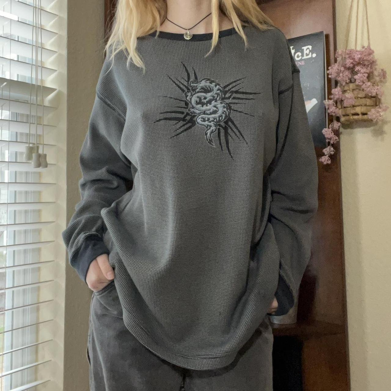 cool y2k dragon design long sleeve tee - pattern is... - Depop