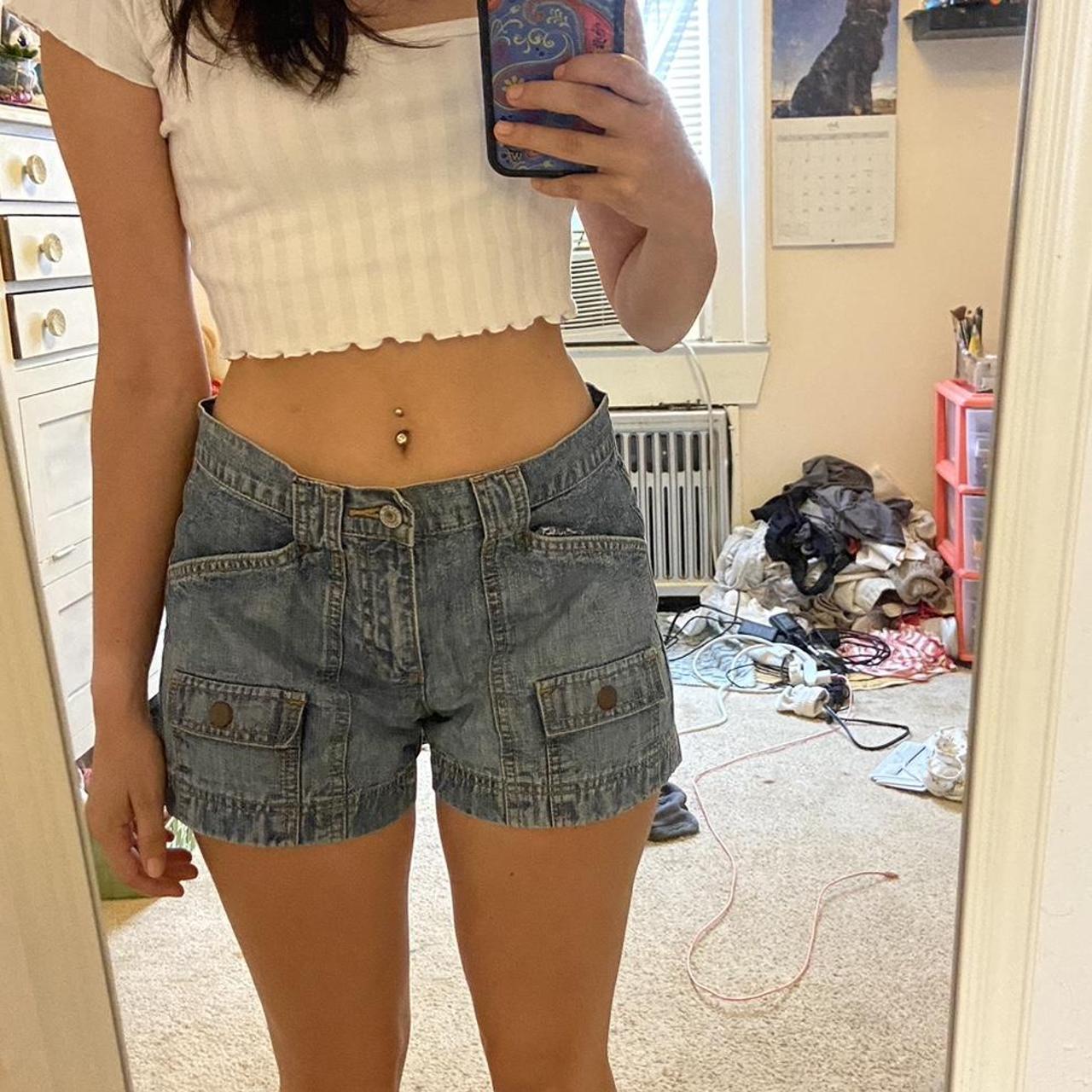 Gap jeans cargo style shorts Super cute shorts... - Depop