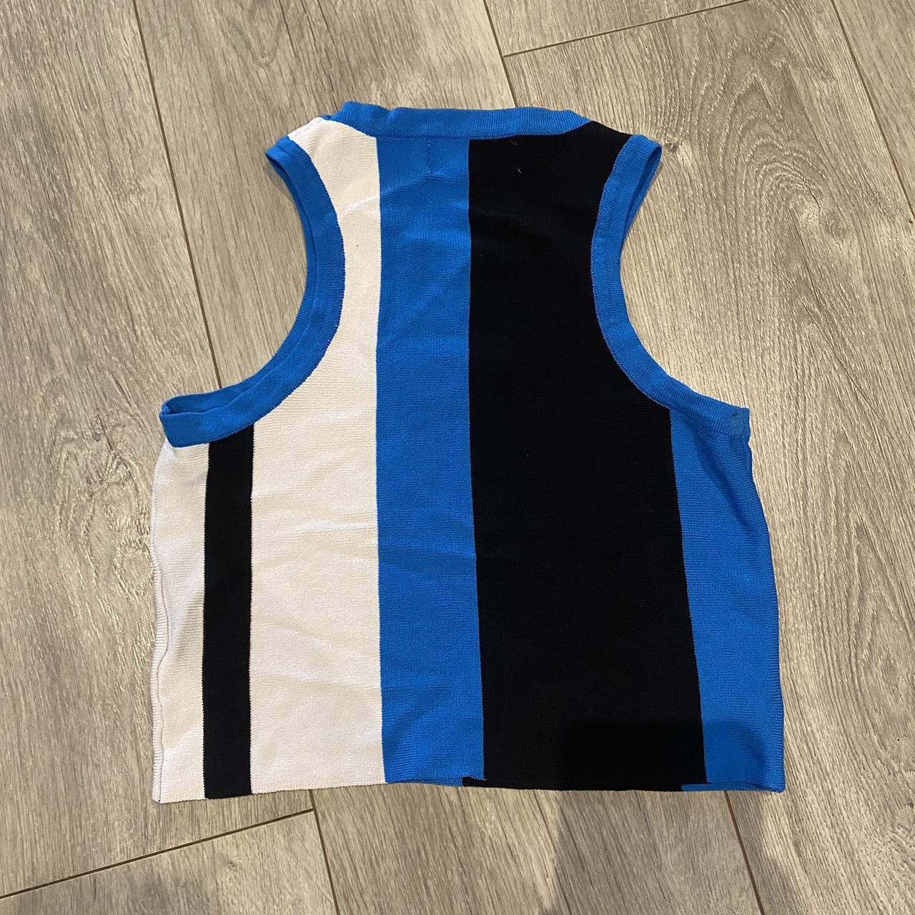 Cider blue and black crop top - Depop