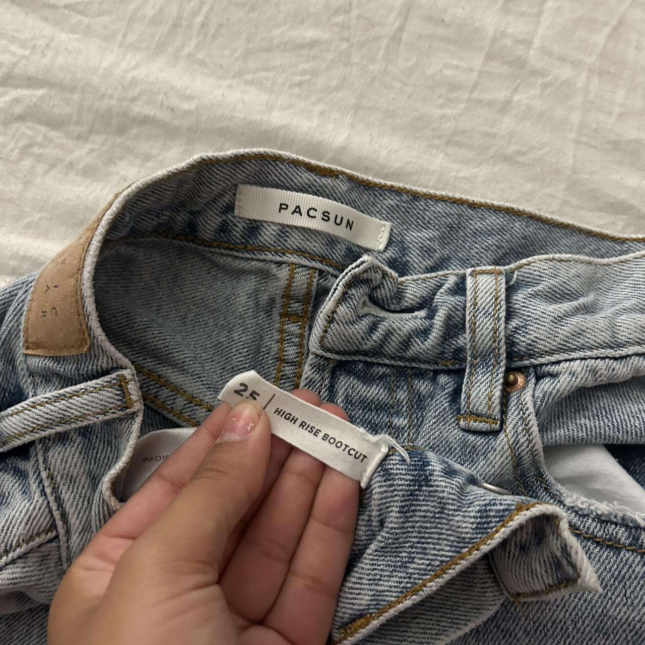 Pacsun high rise bootcut size 25 - Depop