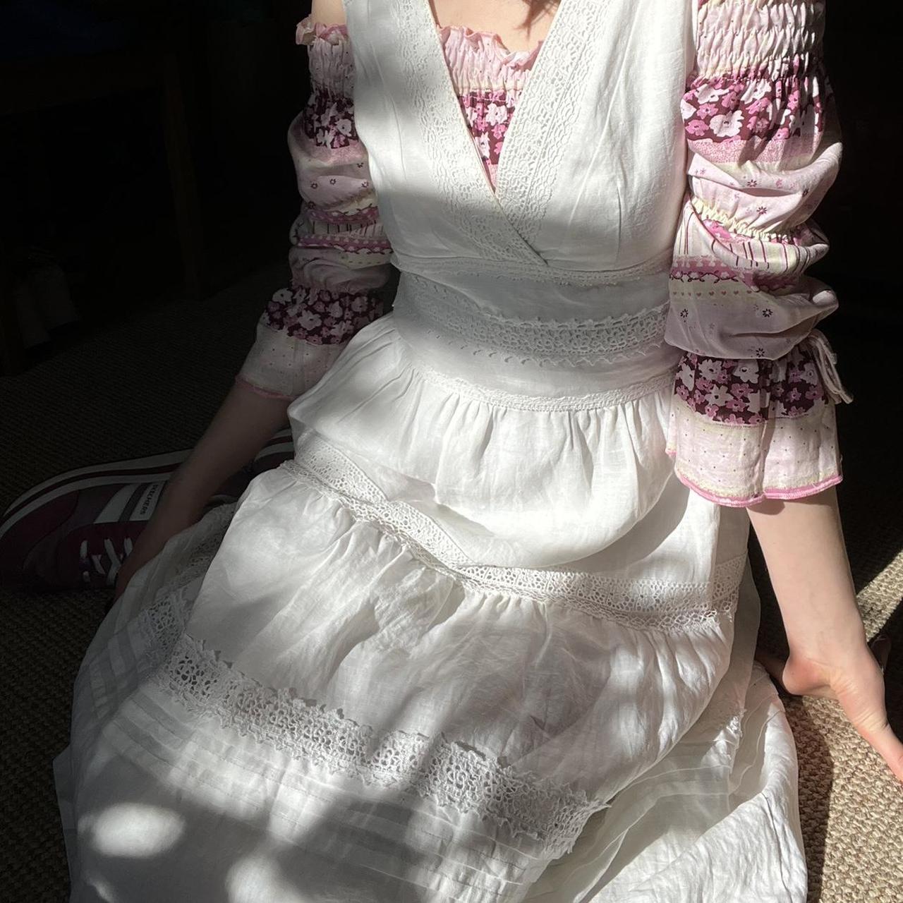 Gorgeous white bohemian gypsy style white linen... - Depop