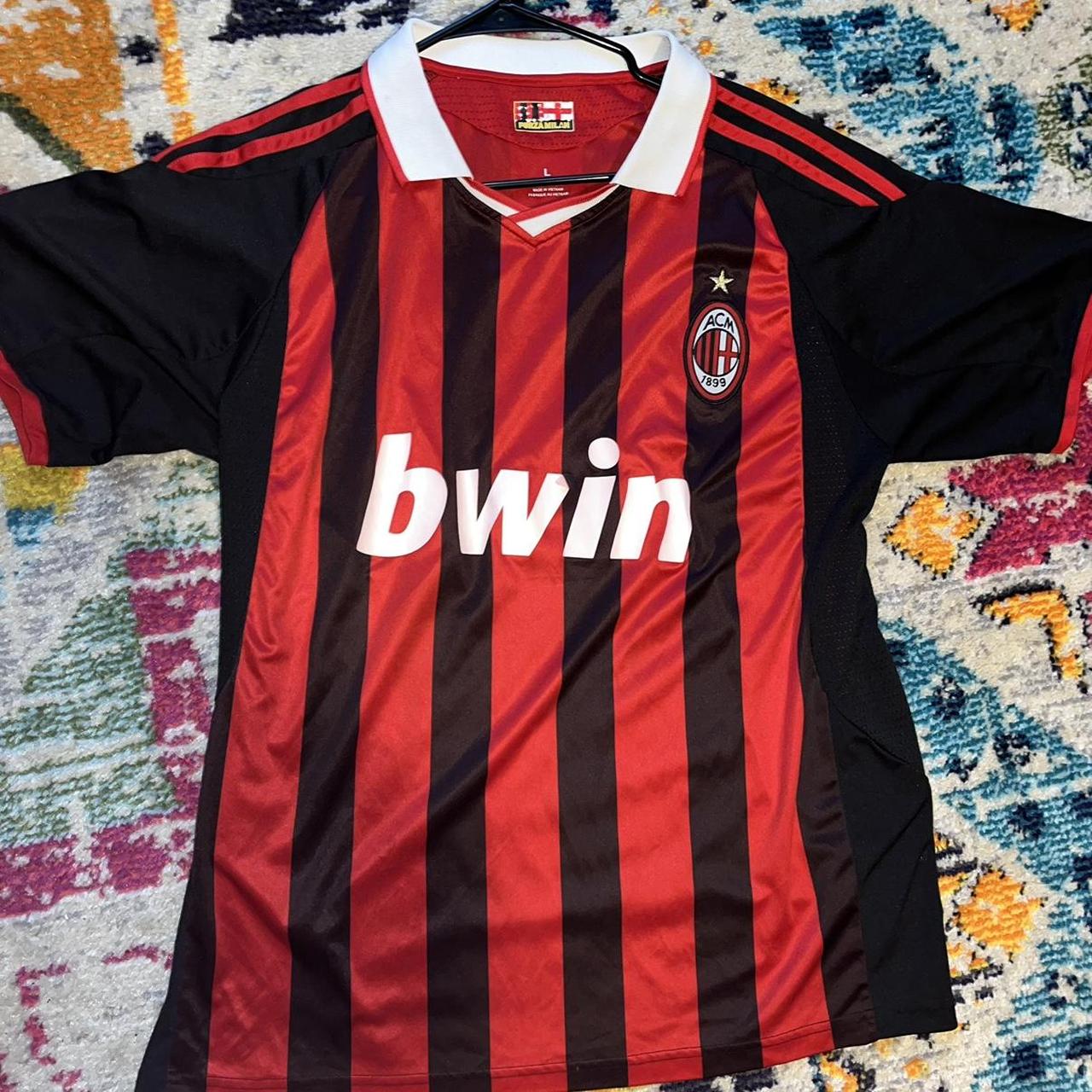 AC Milan vintage jersey. Size large - Depop