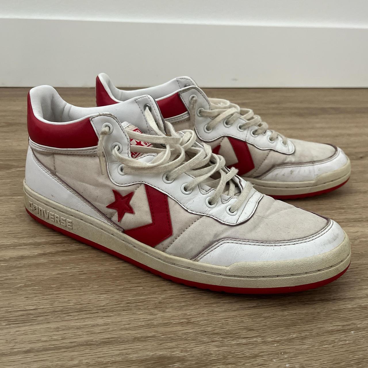 Converse mid tops men’s 10.5 worn - Depop