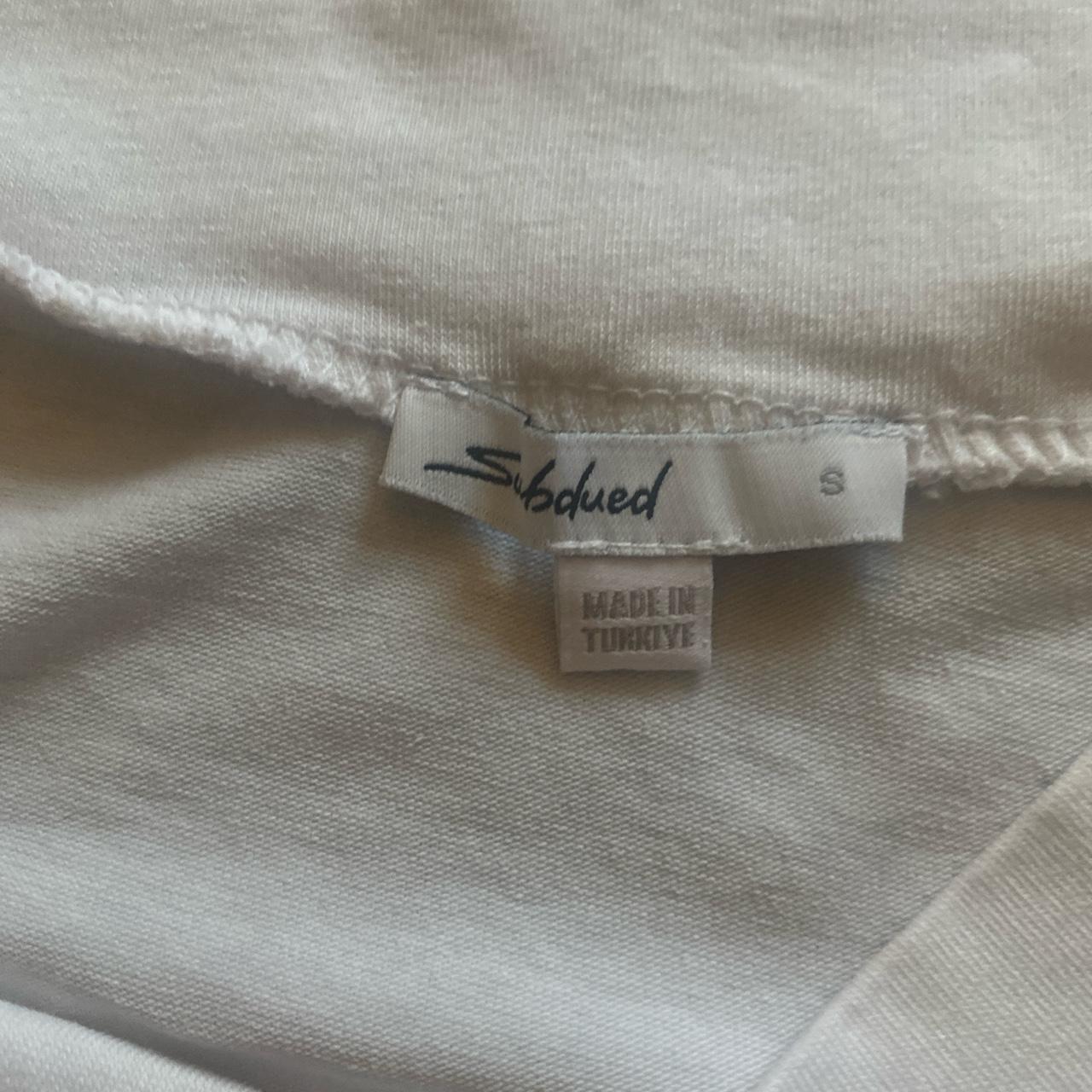 really cute subdued top love it just don’t wear... - Depop