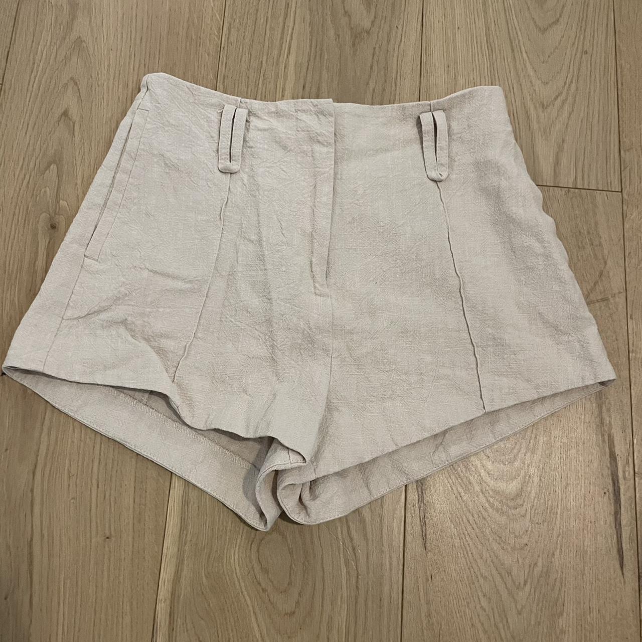 Bec&bridge natural fibre (ramie) shorts size 8 - Depop