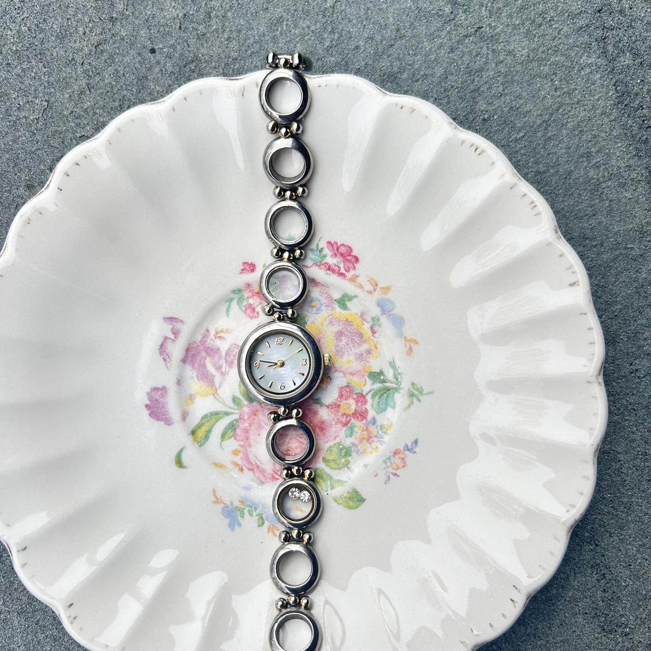 Vintage silver watch really nice... - Depop