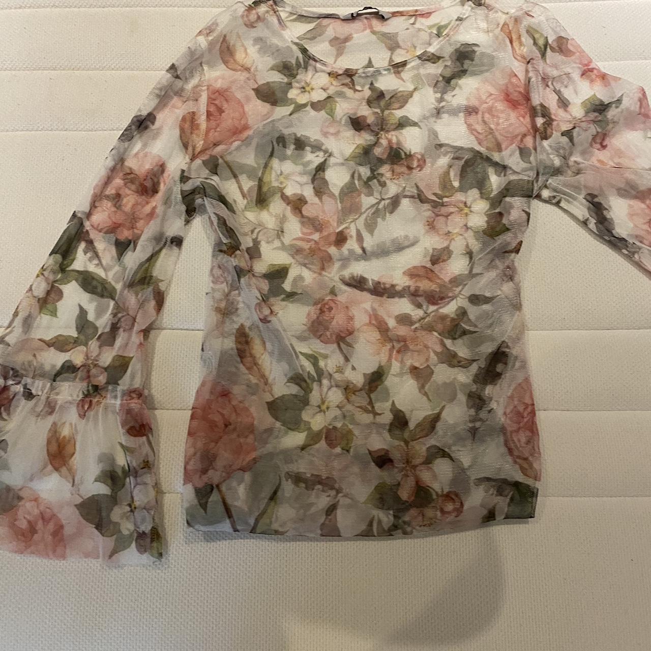 CUTE FLORAL MESH TOP Mesh top. Would fit 6-14... - Depop