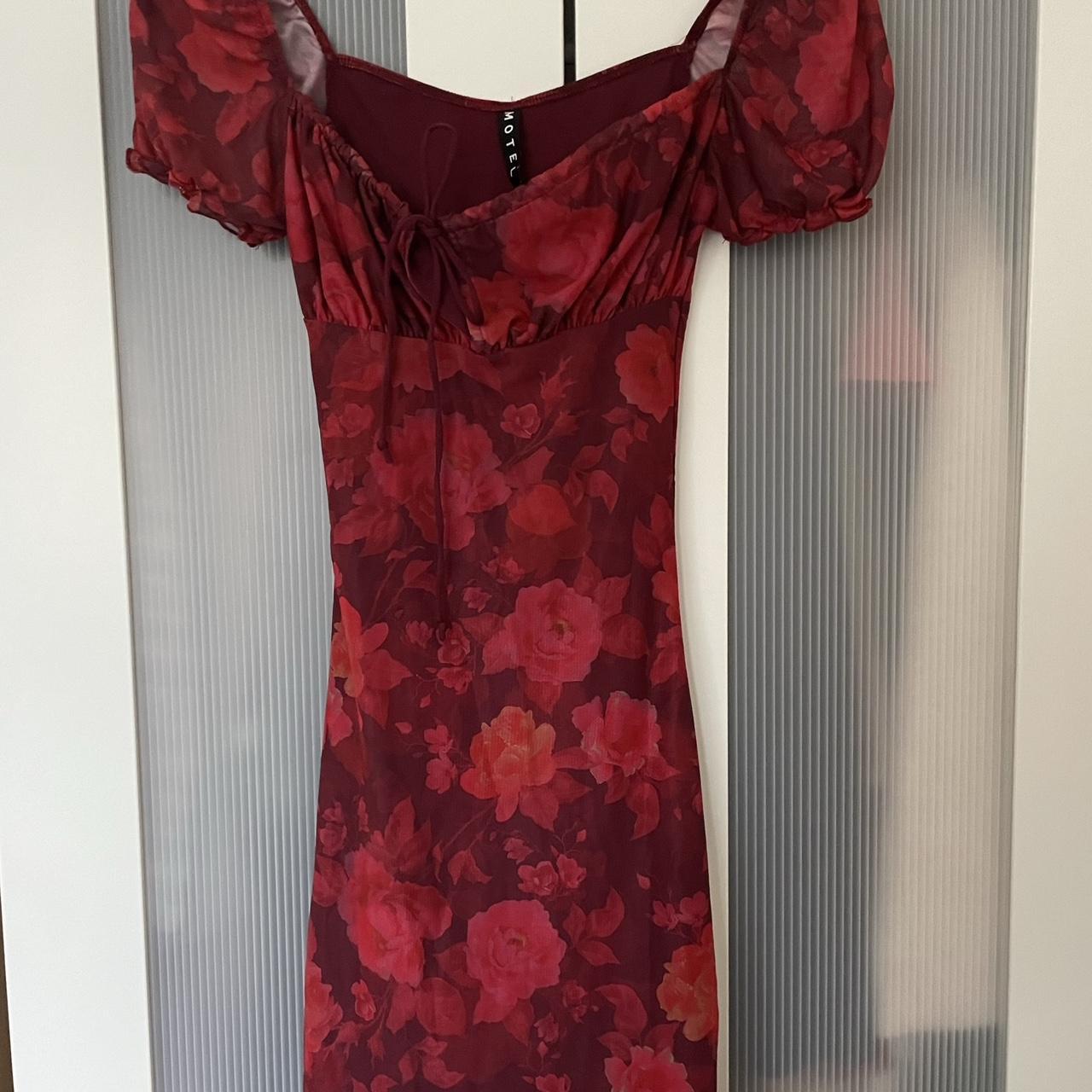 Motel Rocks XS Red Floral Dress. It has only been... - Depop