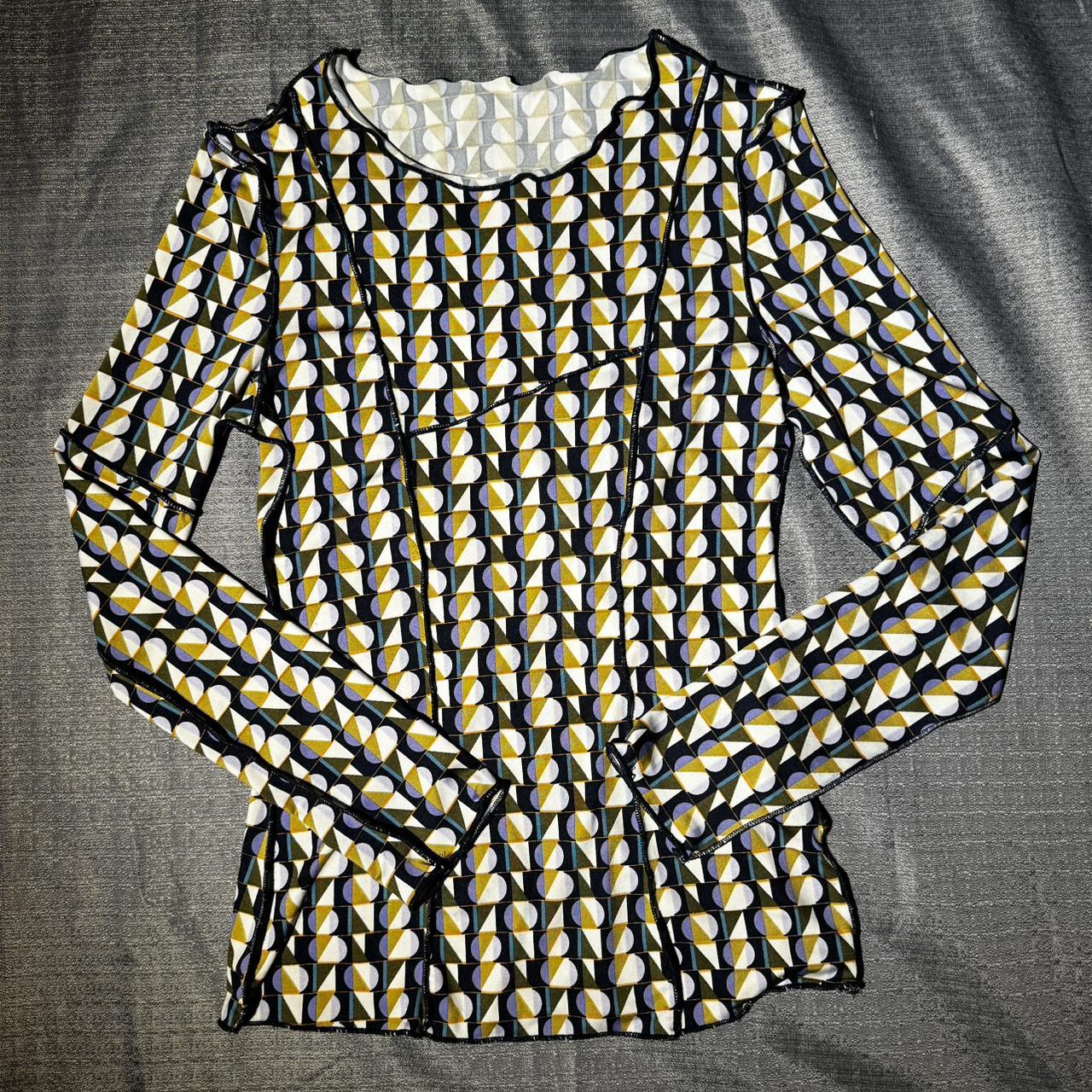 70s style long sleeve top #70s #thrifter - Depop