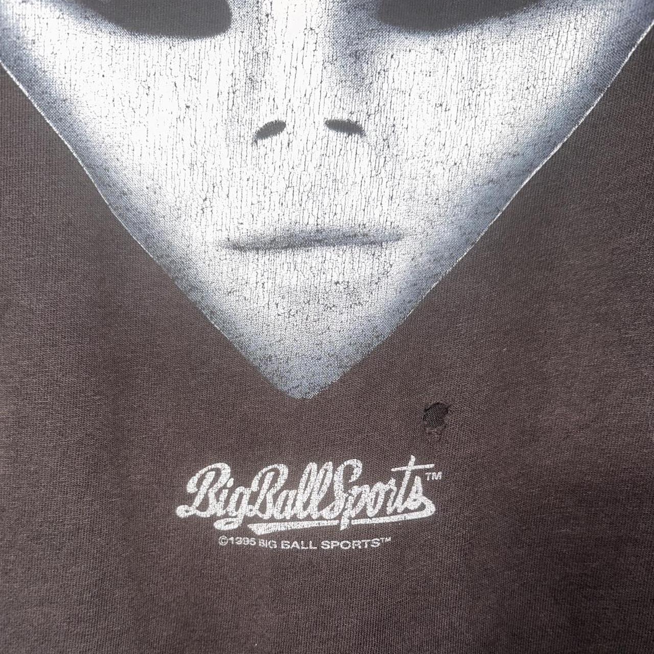 VINTAGE 1995 SINGLE STITCH BIG BALL SPORTS ALIEN... | Depop