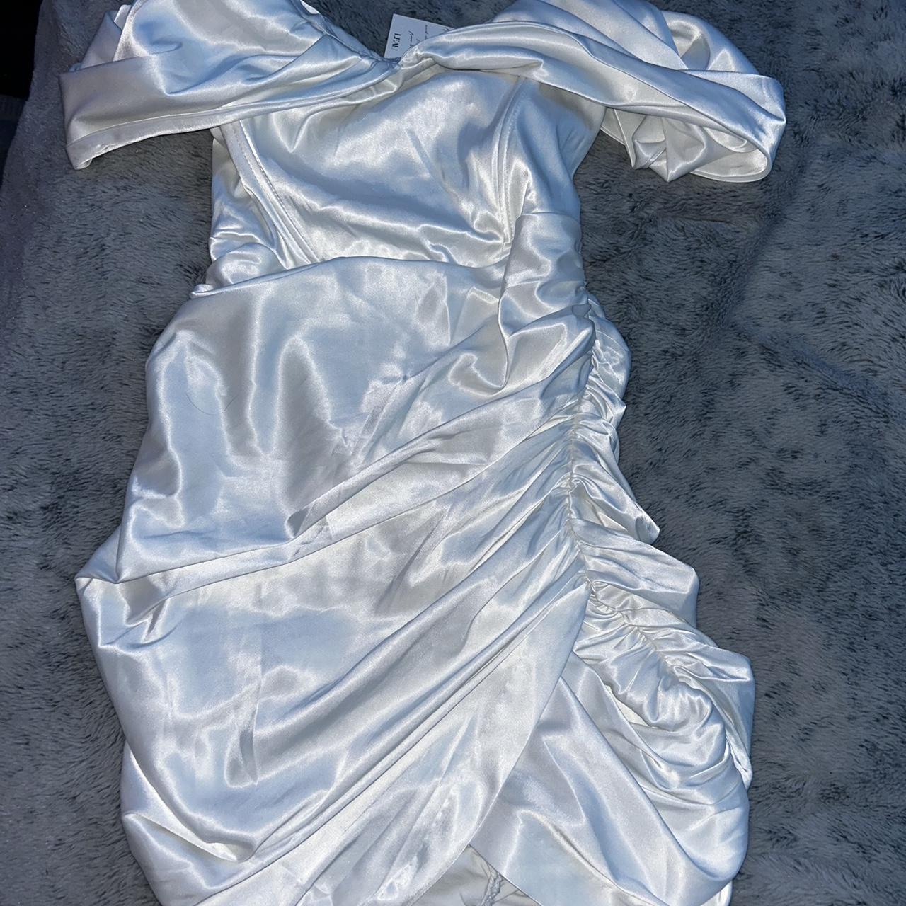 Beautiful white princess esque corset dress Brand... - Depop