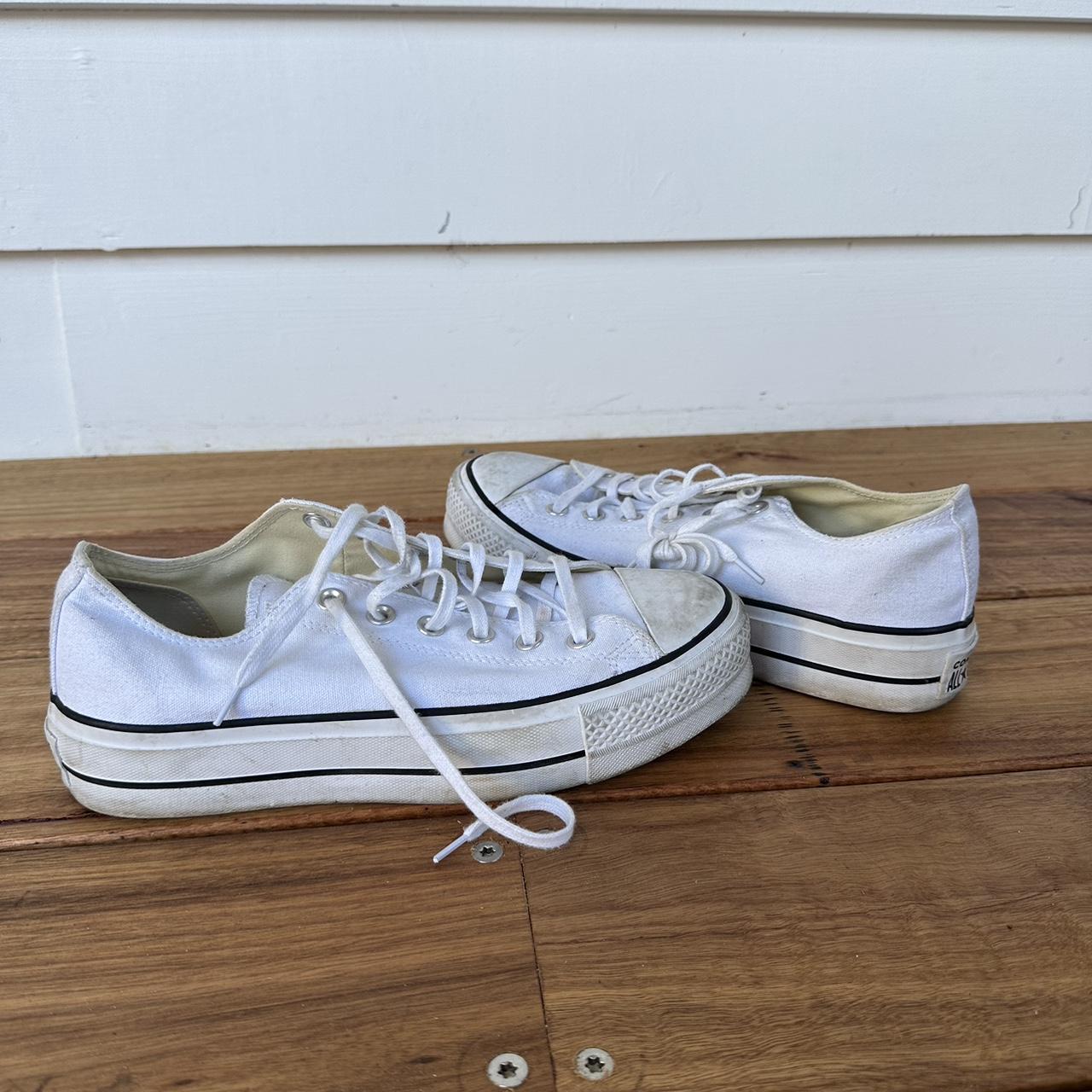 White platform low top converse #platformconverse - Depop