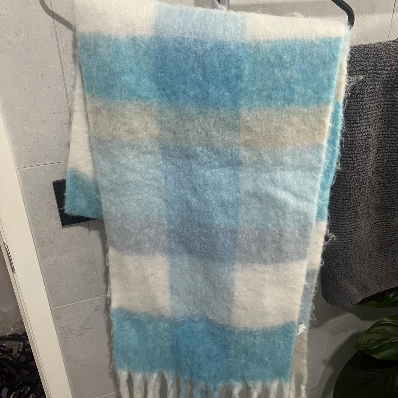 Kmart blue checkered wool scarf Never worn - Depop