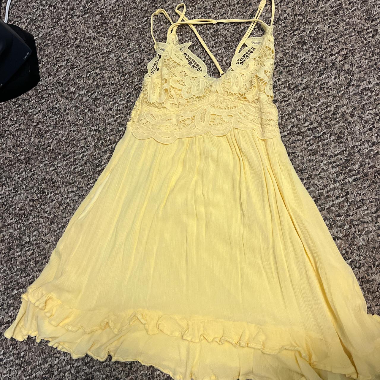 cute flow dress brand new (never worn) - Depop