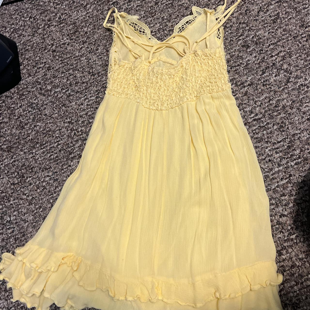 cute flow dress brand new (never worn) - Depop