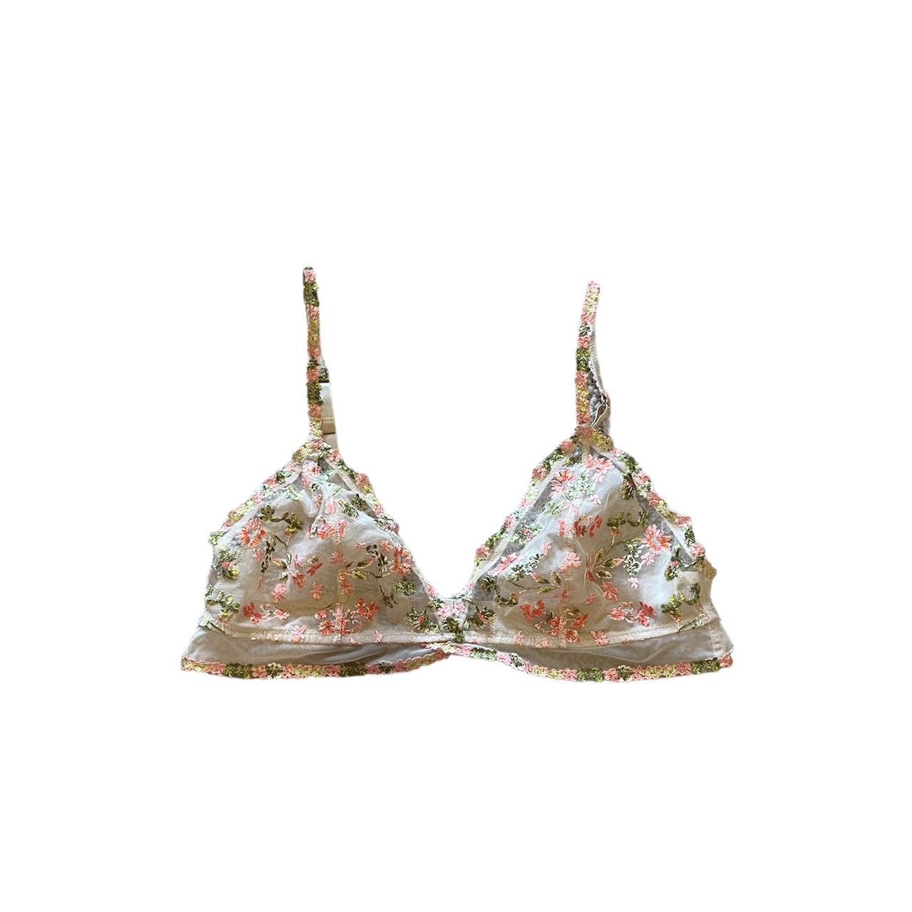 🤍the cutest boho indie fairy bra 🤍size large from... - Depop
