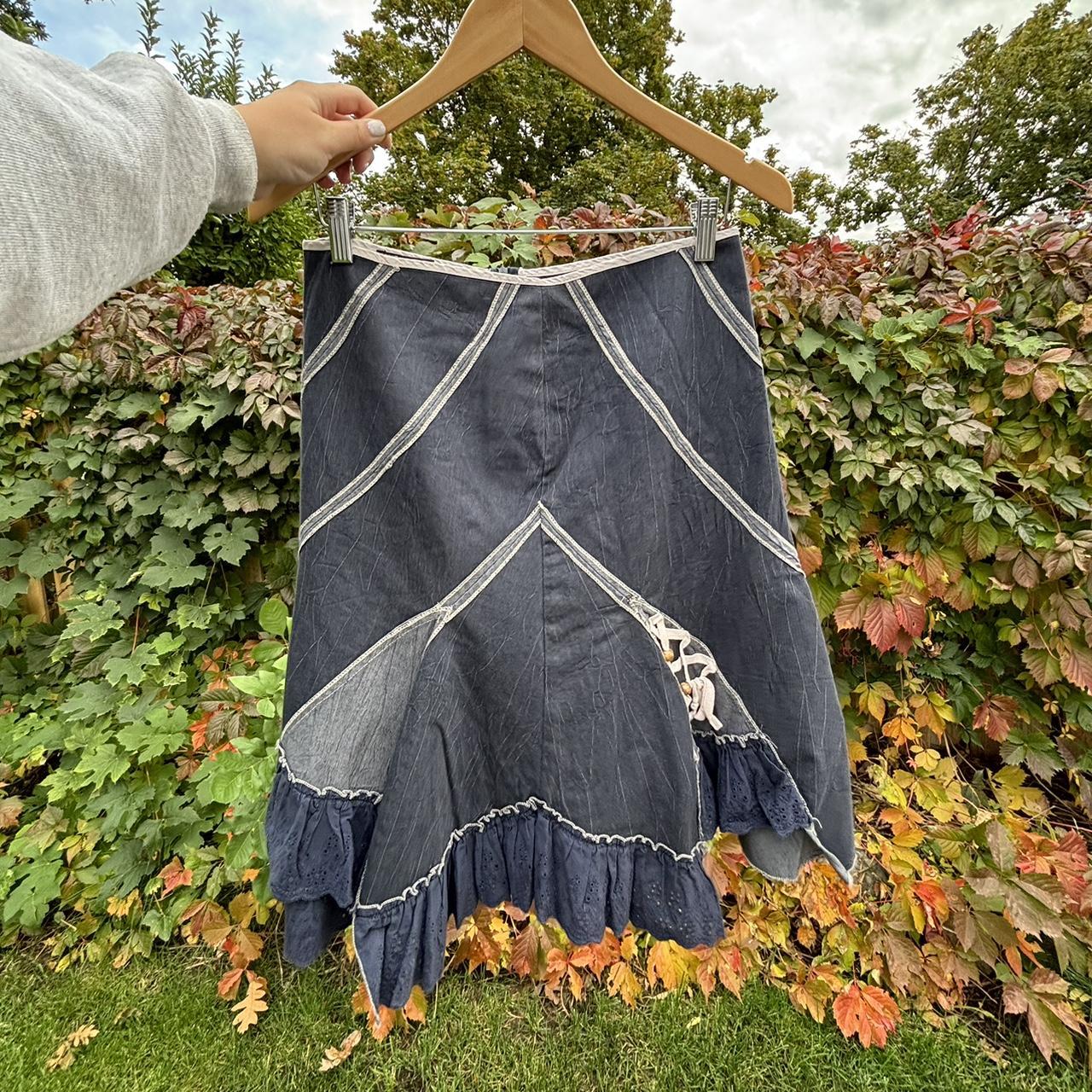 Y2K Skirt #y2k #skirt #y2kskirt #vintage #boho - Depop