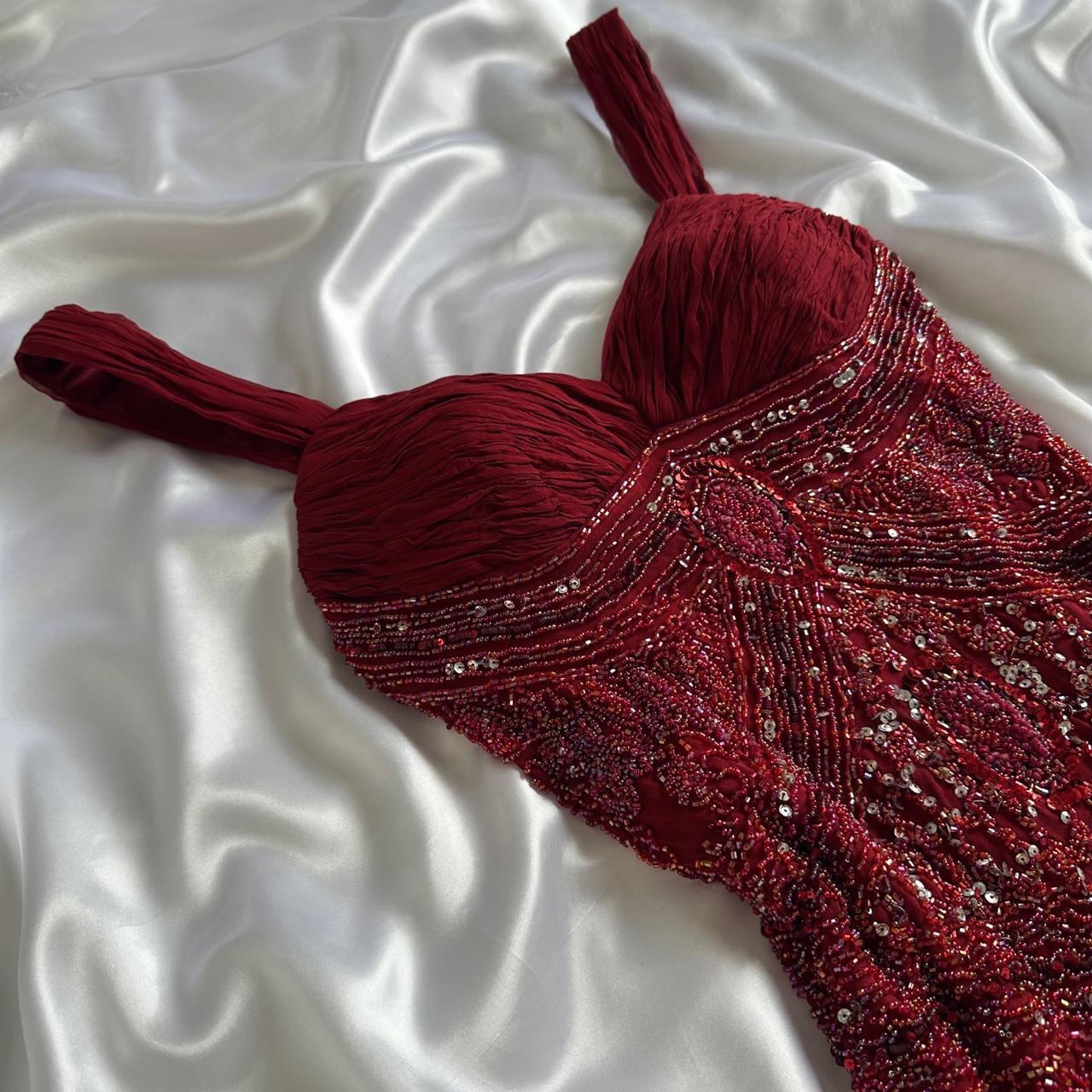 Dazzling Merlot Elegance: The Silk Tulle Prom Gown... - Depop