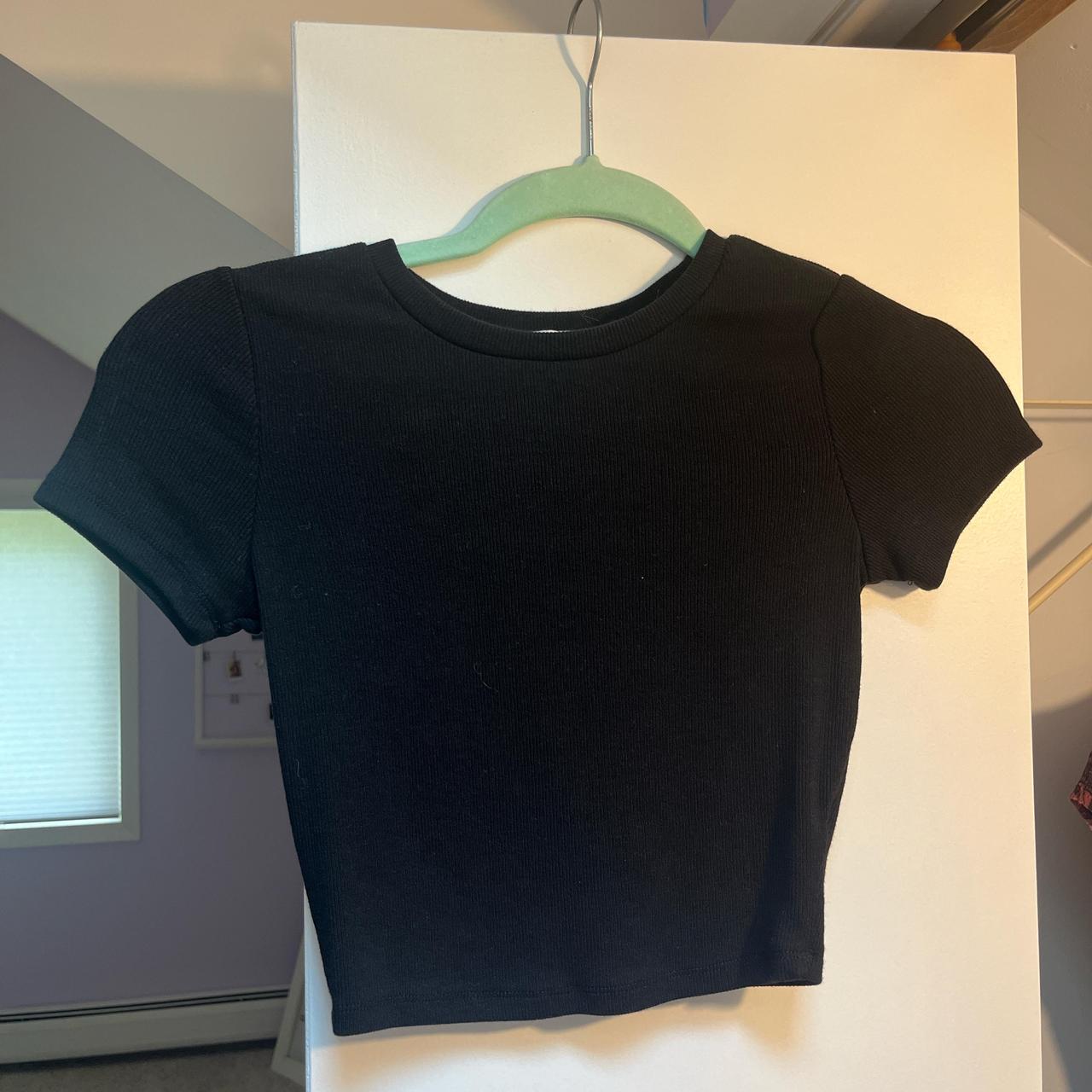 garage cropped black tee - Depop