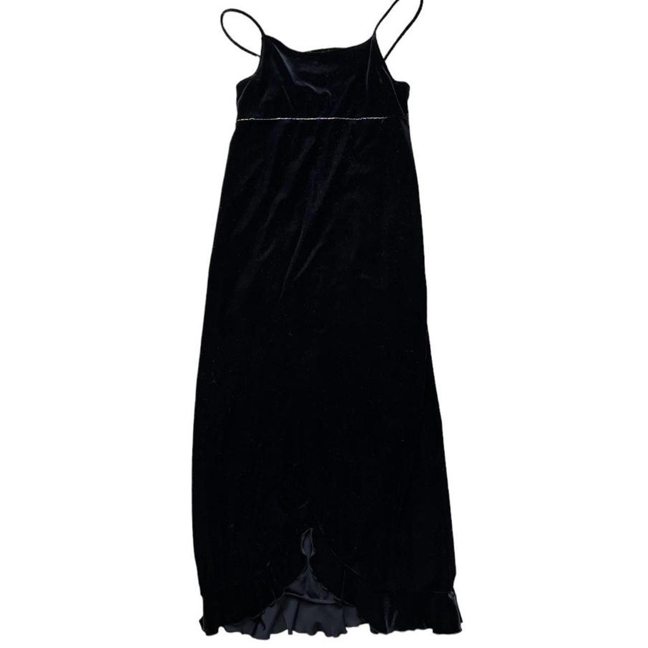 Black velvet y2k ruffle dress A cute and comfy... - Depop
