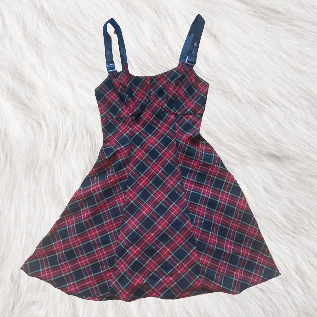 Hot Topic Women's Black and Red Dress | Depop