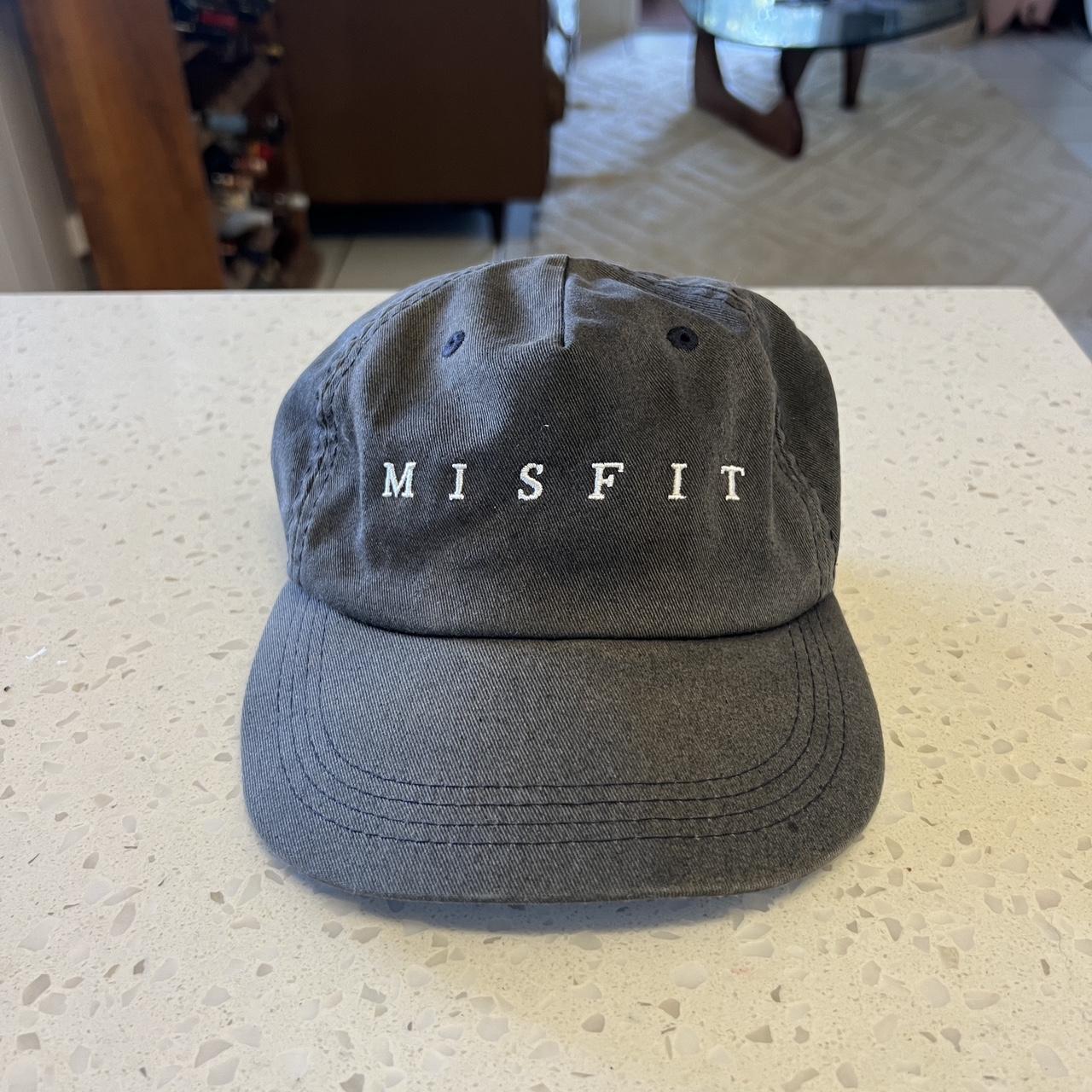 Misfit cap black - Depop