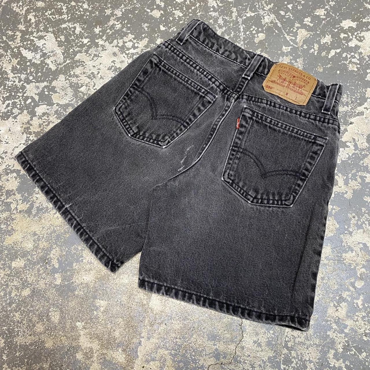 Vintage Levi’s 550 Black Denim Jean Shorts Jorts... | Depop
