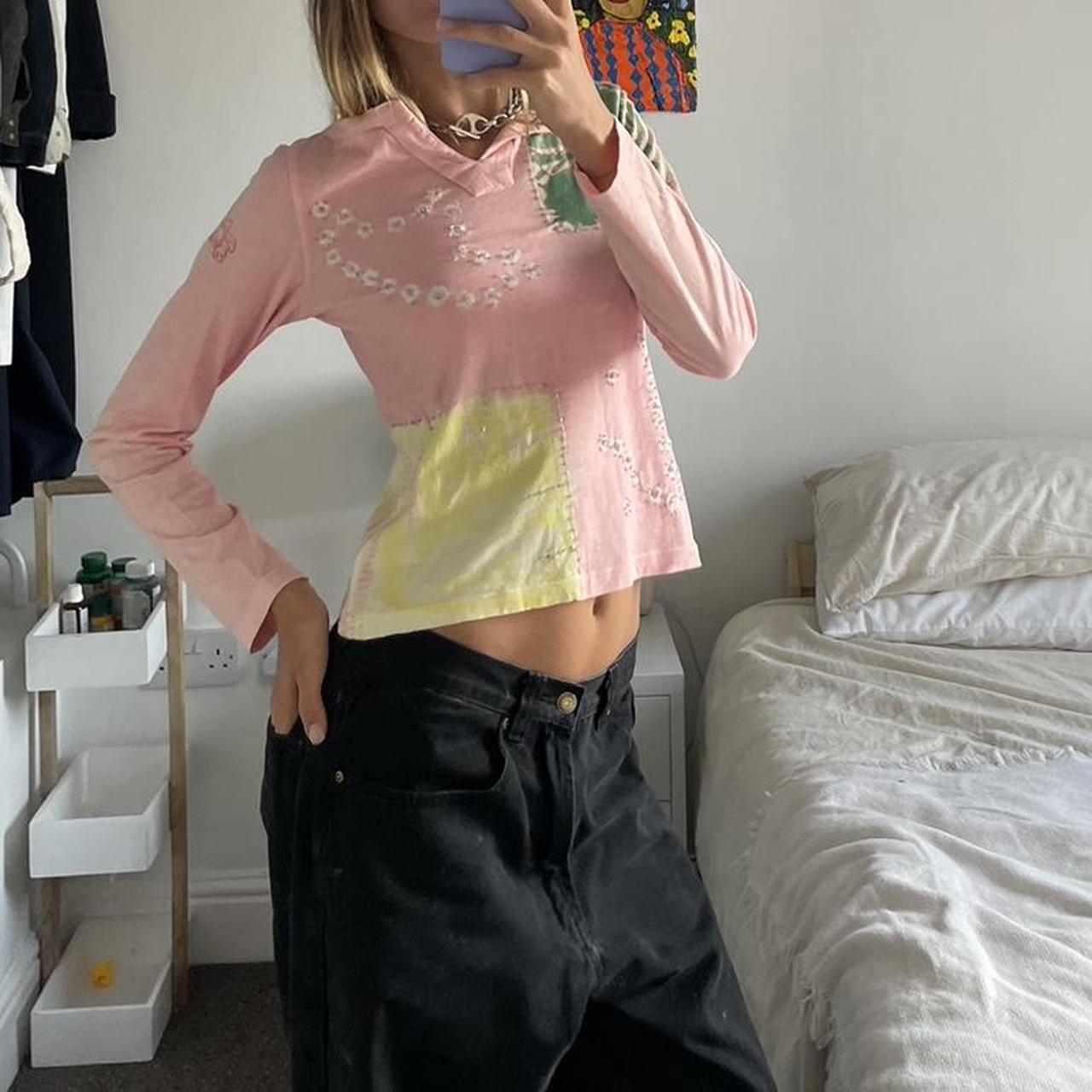 Super cute, vintage, pink Y2K long sleeve top - Depop