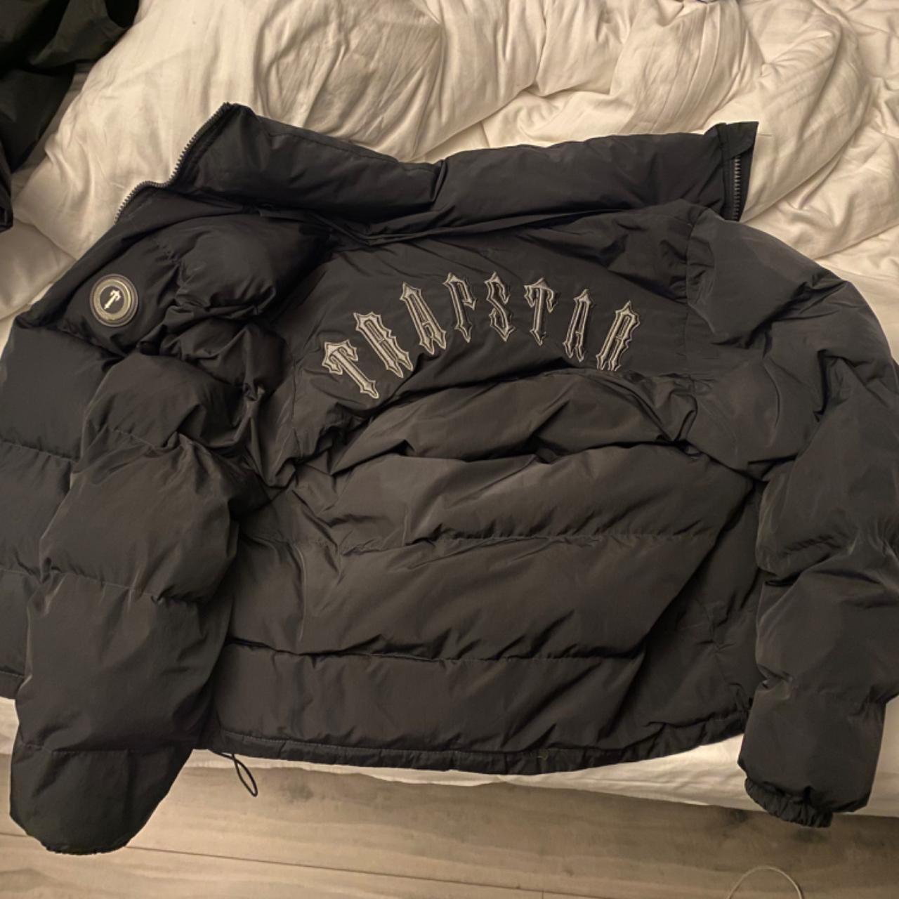 Trapstar Irongate puffer No hood Excellent... - Depop