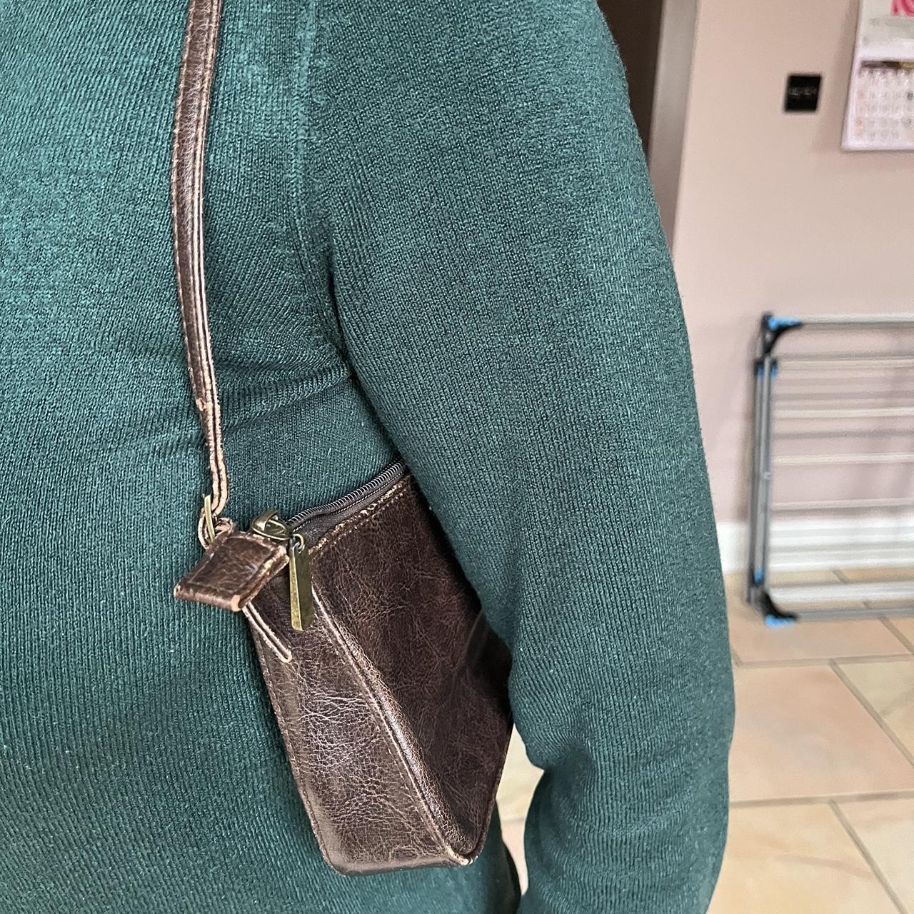 Small bag . Brown and leather.Old but still in good... - Depop