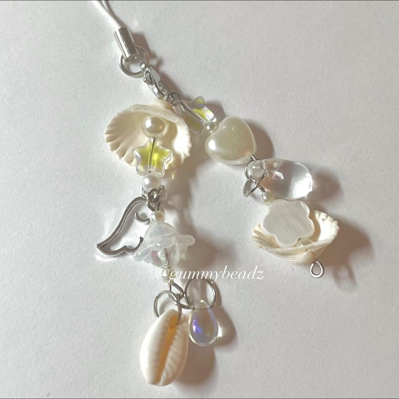 pearl seashell keychain!♡ DM BEFORE PURCHASE approx.... - Depop