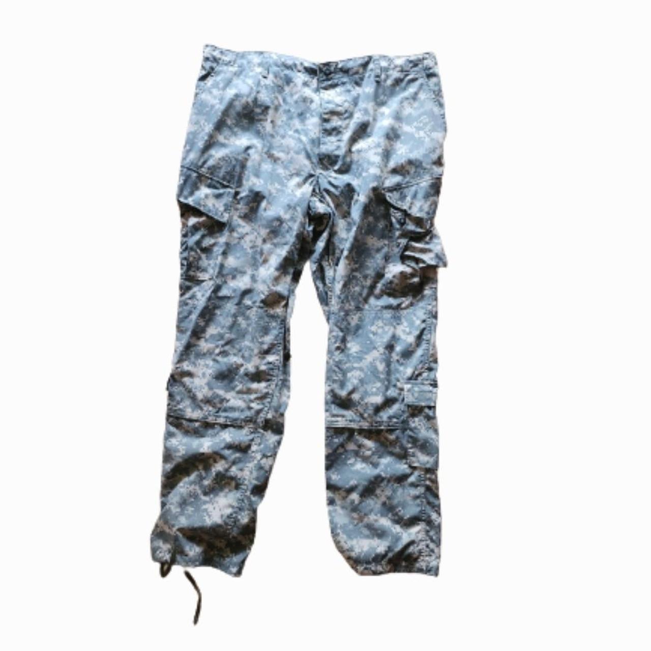 Vintage Camo Military Cargo Pants Brand tagged for... | Depop