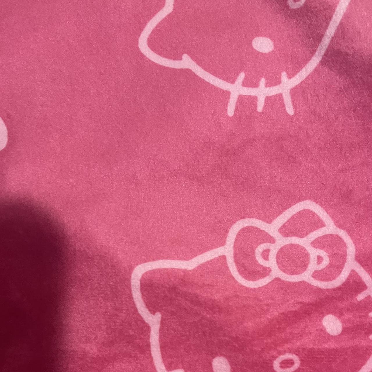 Hello kitty shirt ♡ - this was a limited edition... - Depop