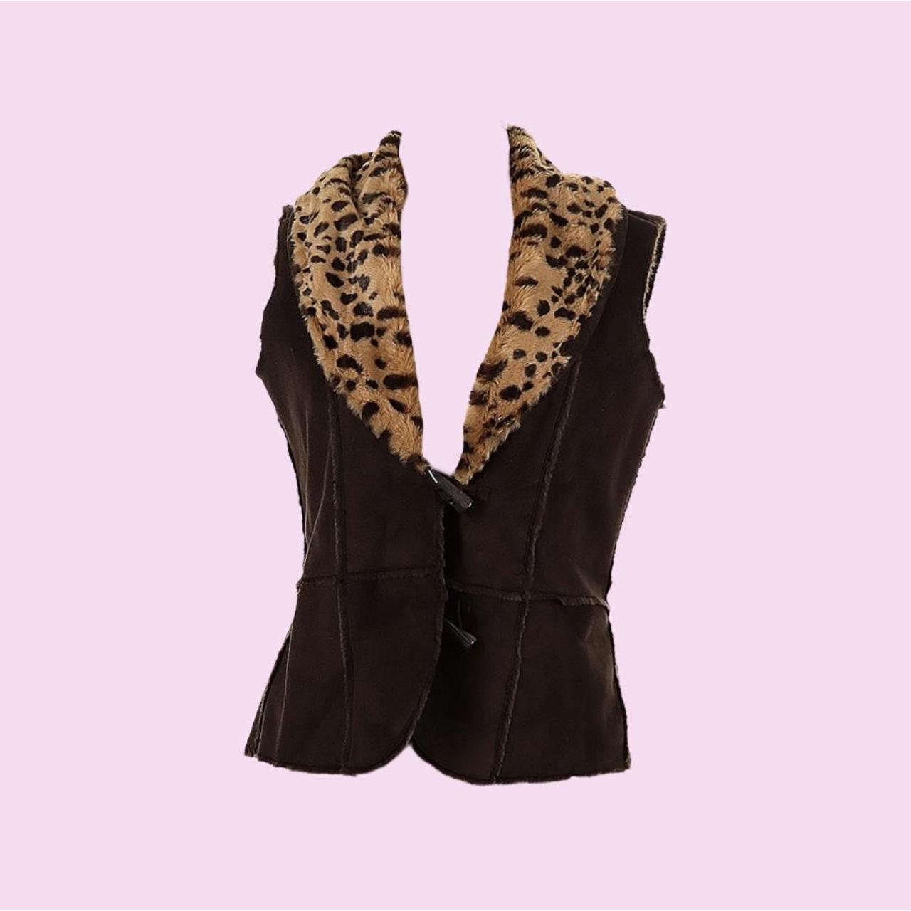 Fur collar y2k vest ♡ - perfect accent for a y2k... - Depop