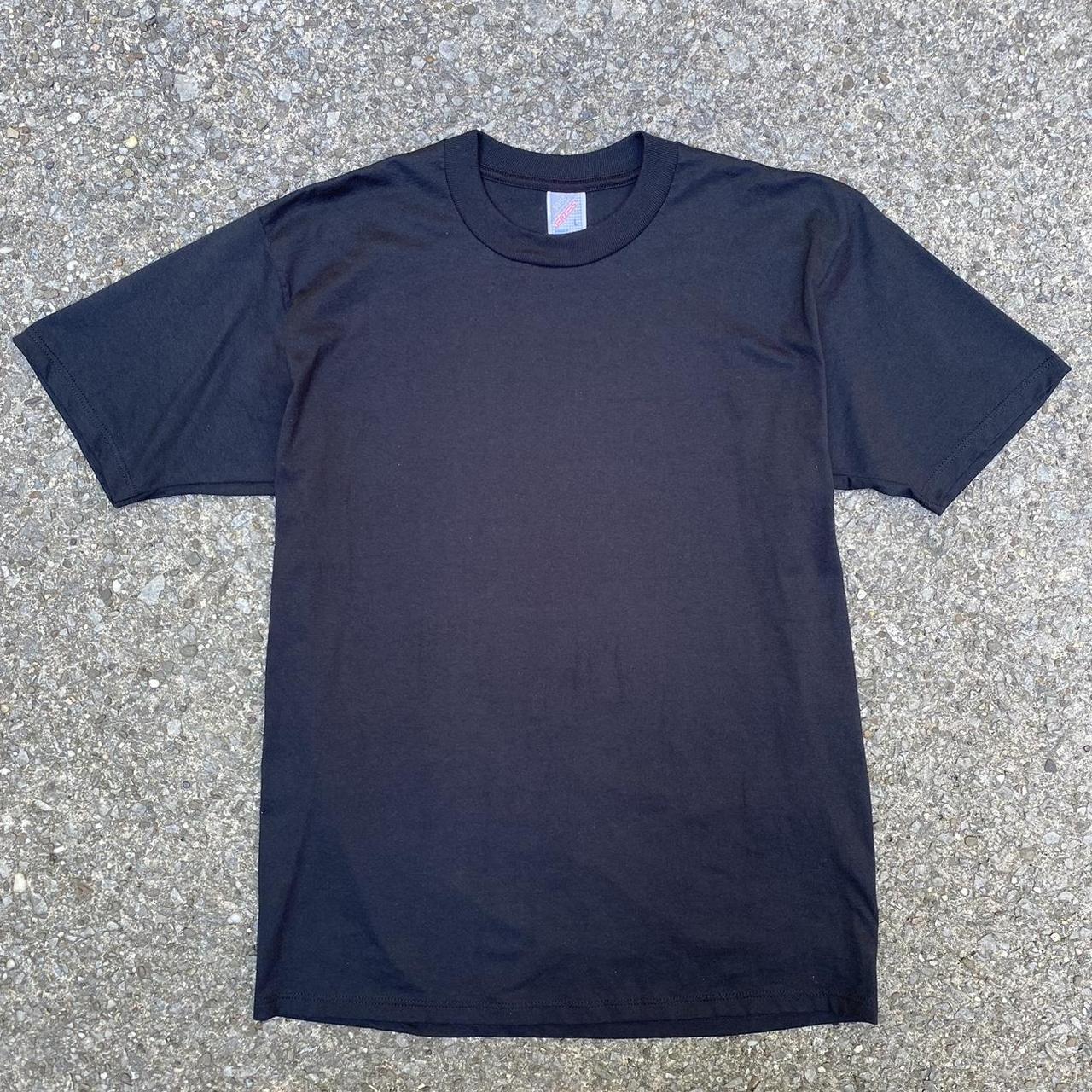 1990s Jerzees Black Single Stitch Blank T-Shirt Pit... - Depop