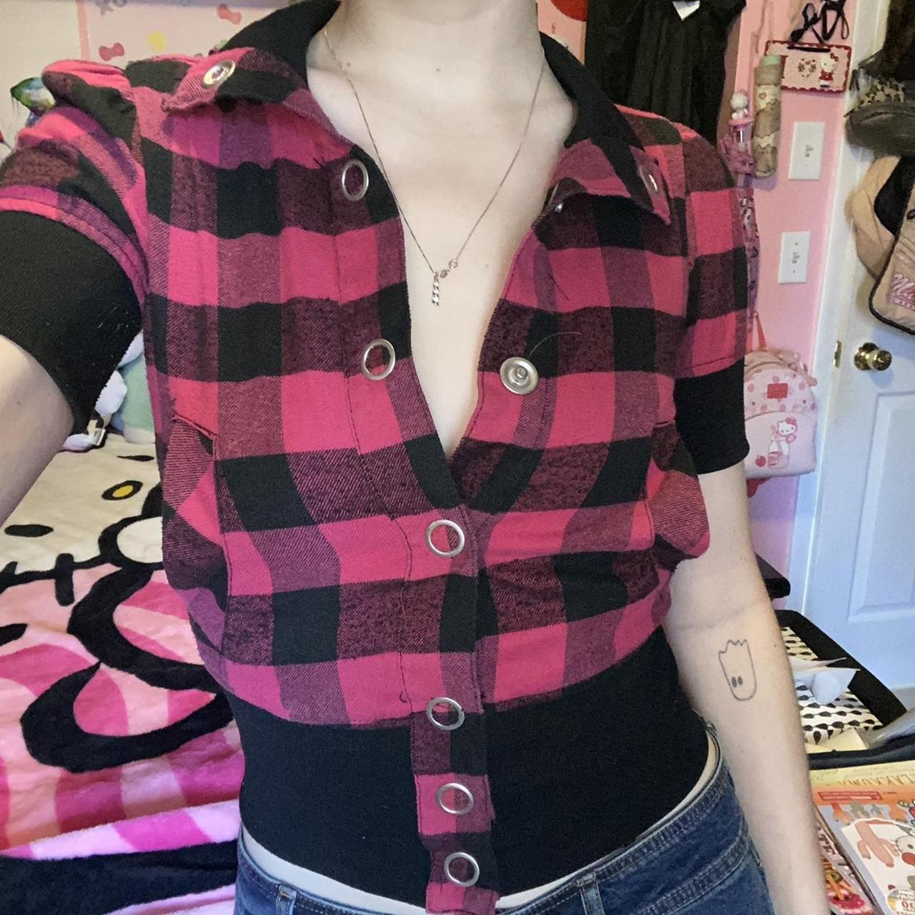 ⚜️Plaid Y2K Button Up⚜️ Drama Gold brand, size s but... - Depop